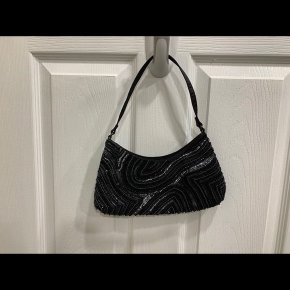 Hillard & Hanson | Bags | Hillary Hanson Black Beaded Satin Evening ...